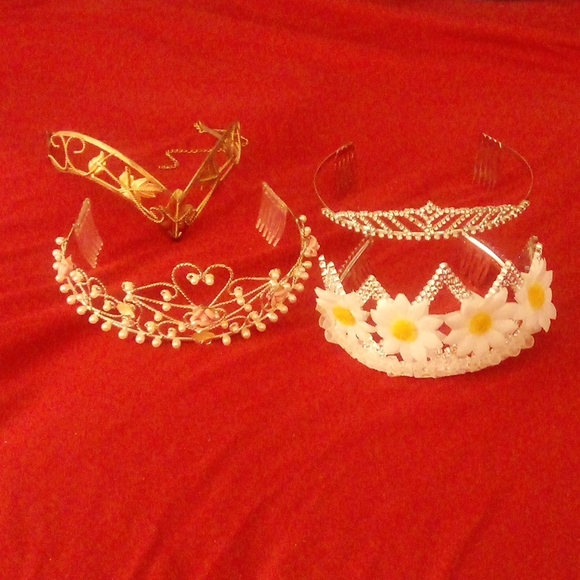 Accessories | 2 For 2 Set Of 4 Crowns For Costplay Renaissance Festival ...